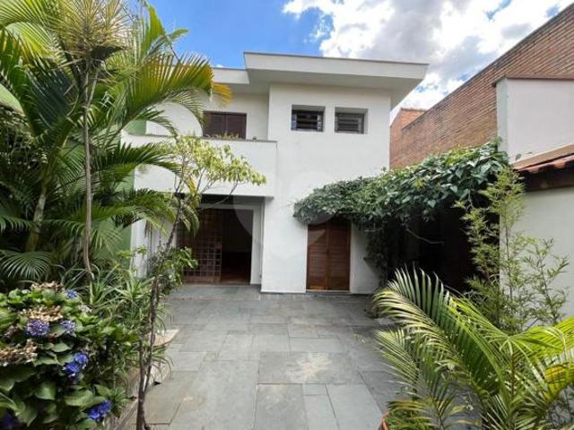SOBRADO RESIDENCIAL OU COMERCIAL PARA VENDA E LOCAÇÃO EM PERDIZES