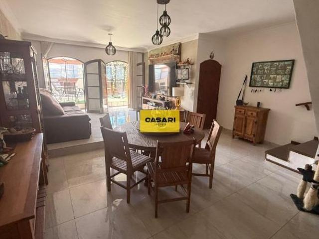 Sobrado Residencial à Venda: 3 Dormitórios com Suíte, 170,72 m² Úteis, Frente Nova Petrópolis, SBC