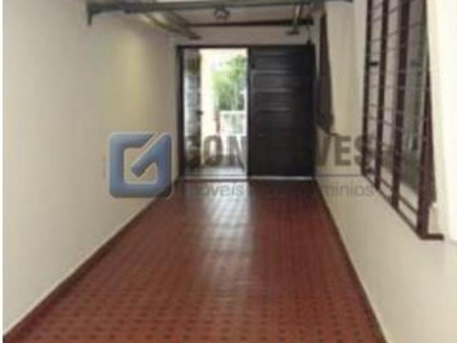 Sobrado Residencial à Venda em Campestre, Santo André – 3 Quartos, 3 Vagas, Madeira