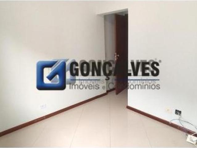 Sobrado Residencial à Venda em Assunção, SBC – 3 Quartos, 2 Vagas