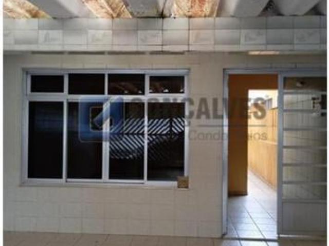 Sobrado Residencial à Venda em Demarchi, São Bernardo do Campo — 3 Quartos, 1 Suíte, 2 Vagas