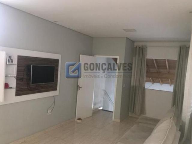 Sobrado Residencial à Venda em Jardim Nazareth, SBC — 4 Quartos, 2 Vagas