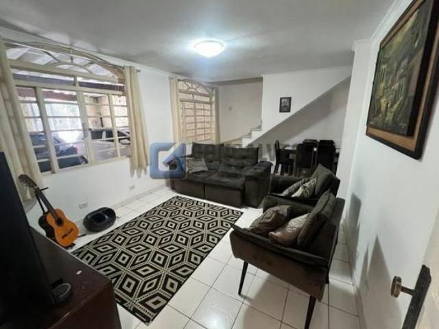 Sobrado Residencial à Venda em Jardim Beatriz, SBC – 3 Quartos, 2 Vagas
