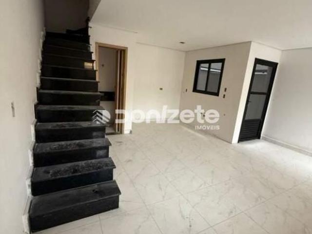 Sobrado Residencial à Venda em Jardim Cristiane, Santo André – Financia e aceita Permuta