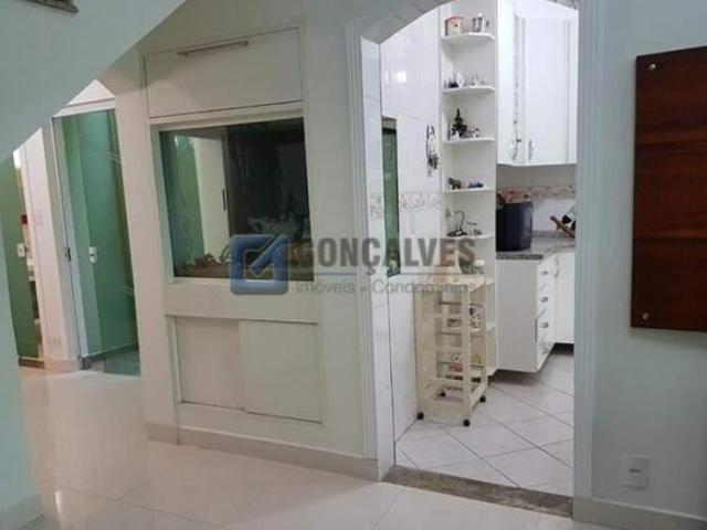 Sobrado residencial à venda em Nova Petrópolis, SBC – 3 quartos, 1 suíte, 2 vagas