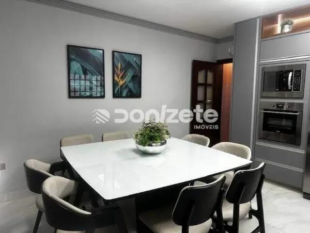 Sobrado residencial à venda em Santo André Santa Maria – 4 dorms, 3 suítes, 3 vagas