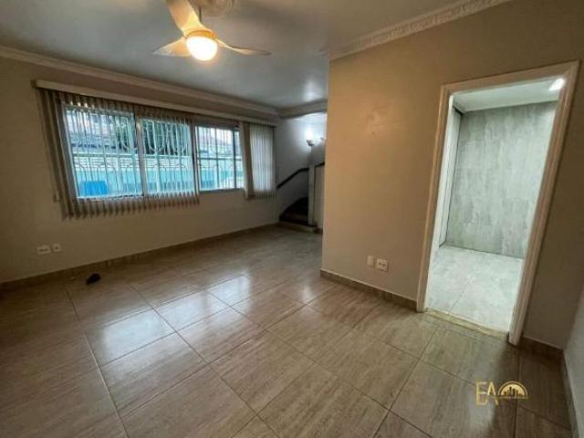 Sobrado residencial à venda em Santos Embaré | 236 m²