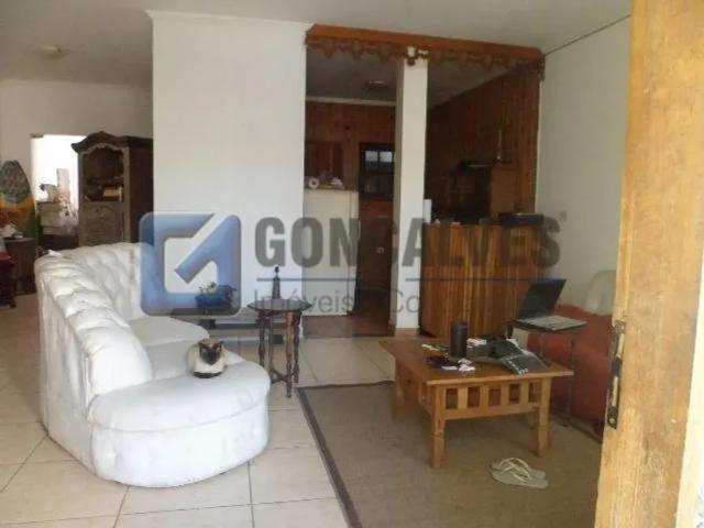 Sobrado Residencial à Venda em Santa Terezinha, São Bernardo do Campo – 4 Quartos, 4 Vagas