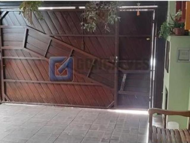 Sobrado Residencial à Venda em Santa Terezinha, SB Campo – 3 Quartos, 2 Vagas
