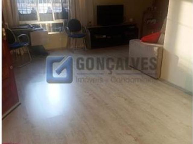 Sobrado Residencial à Venda em Santa Terezinha, SBC – 3 Quartos 1 Suíte, 3 Vagas e Espaço Gourmet