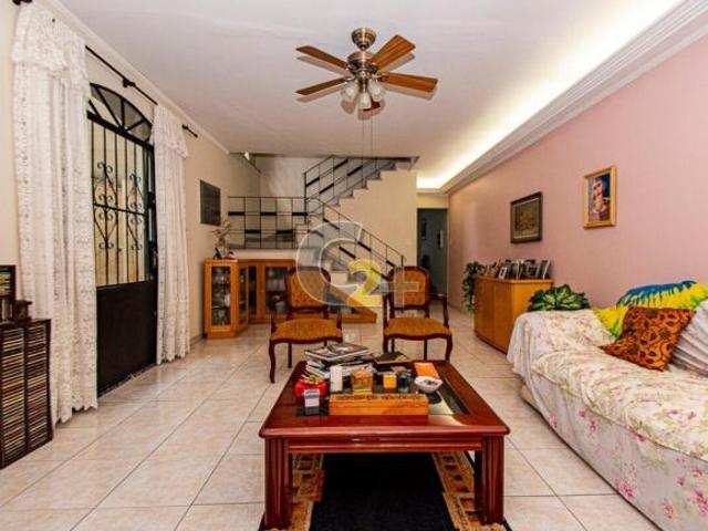 Sobrado residencial à venda em Perdizes com 3 quartos, sendo 2 suites e 3 vagas