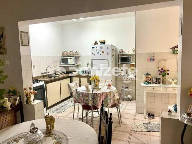 Sobrado residencial à venda em Vila Assunção, Santo André | 3 quartos, 4 vagas
