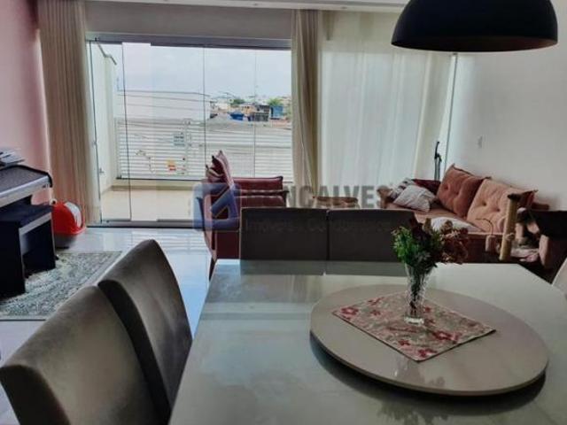 Sobrado Residencial à Venda em Vila Conceição, Diadema – 3 + 1 suíte, 5 vagas | R$ 1.012.000,00