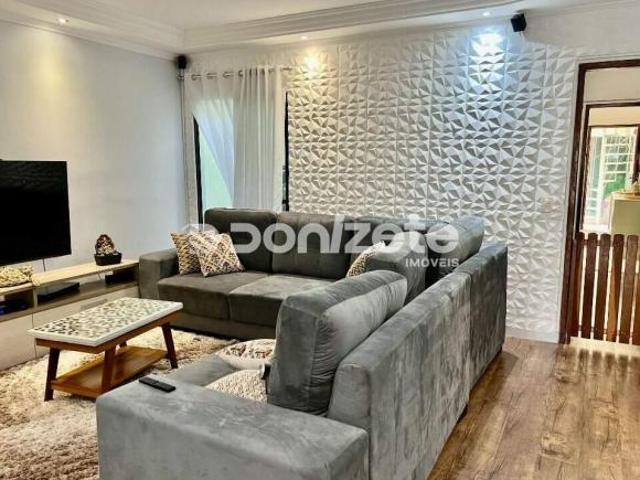 Sobrado Residencial à Venda em Vila Scarpelli, Santo André – 3 Dormitórios 1 suíte + 4 Vagas