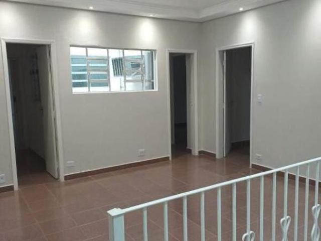 Sobrado Residencial à venda em Vila Santa Teresa, Santo André – 186m², 4 suítes