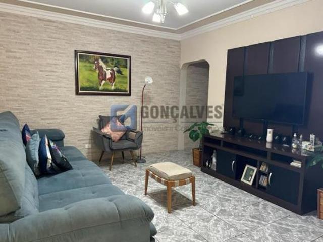 Sobrado residencial à venda no Jardim Campestre, São Bernardo do Campo – 195,98 m²