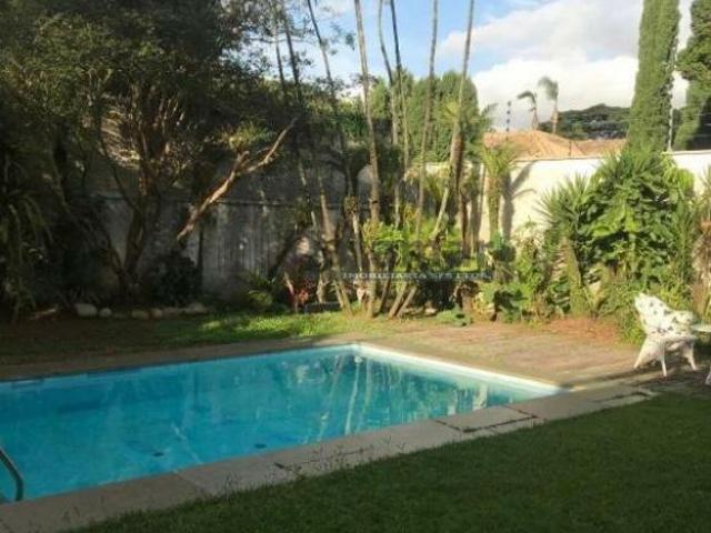 Sobrado residencial a venda no Jardim Guedala