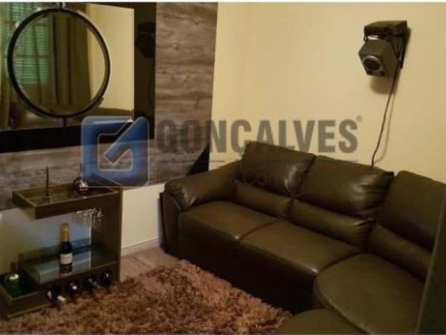Sobrado residencial com 4 quartos, 2 vagas em Diadema – Piraporinha