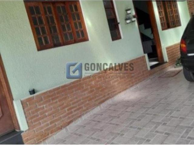 Sobrado Residencial com 4 Quartos 2 Suítes em Demarchi, SBC – 215 m²
