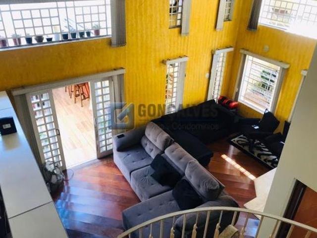 Sobrado residencial com 4 quartos à venda em Jardim Bela Vista, Santo André