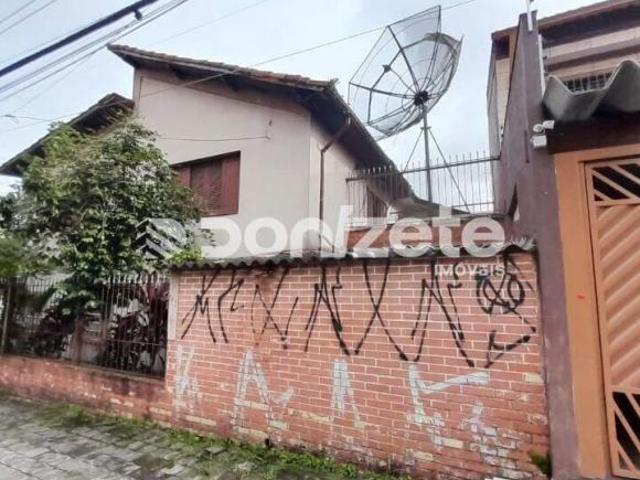 Sobrado Residencial com 4 Quartos e 4 Vagas na Vila Bastos, Santo André — 192 m²