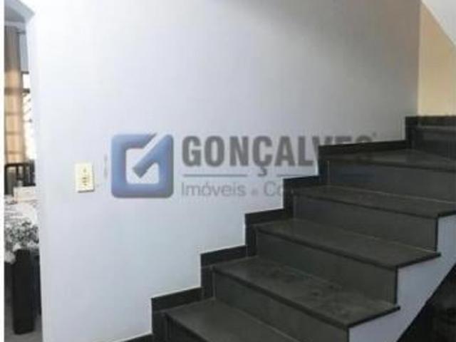 Sobrado residencial com 4 quartos em Alvarenga, SBC – Venda R$450.000