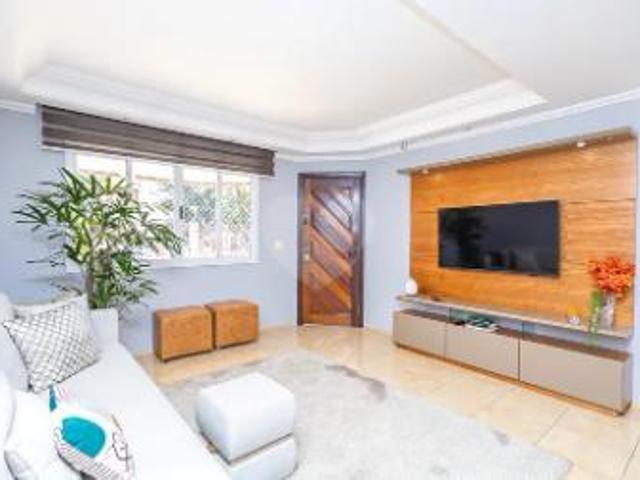 Sobrado residencial com 4 quartos no Boa vista