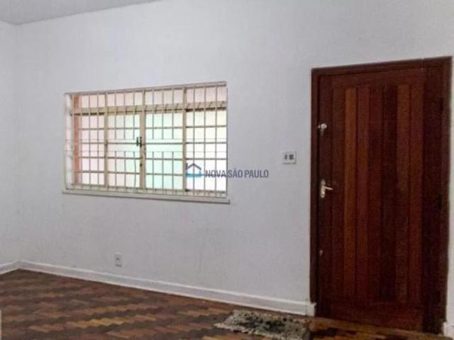 Sobrado residencial com 220 m² 3 dormitórios sala cozinha 3 banheiros área de serviço 1 vaga garagem