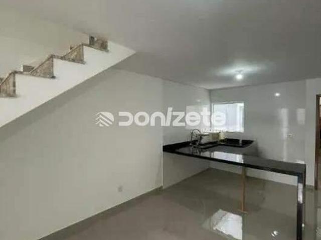Sobrado Residencial com 220 m² em Parque Oratório, Santo André –