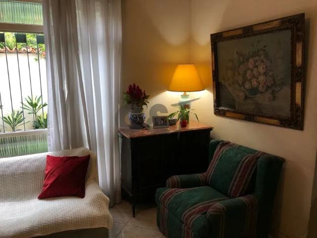 Sobrado Residencial 2 Dormitórios à Venda no Jardim Petrópolis São Paulo/SP