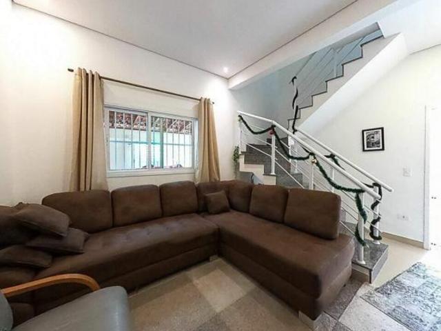 Sobrado Residencial com 2 Suítes, 2 Vagas e Área Útil de 90 m² – Jardim Santo Alberto, Santo André