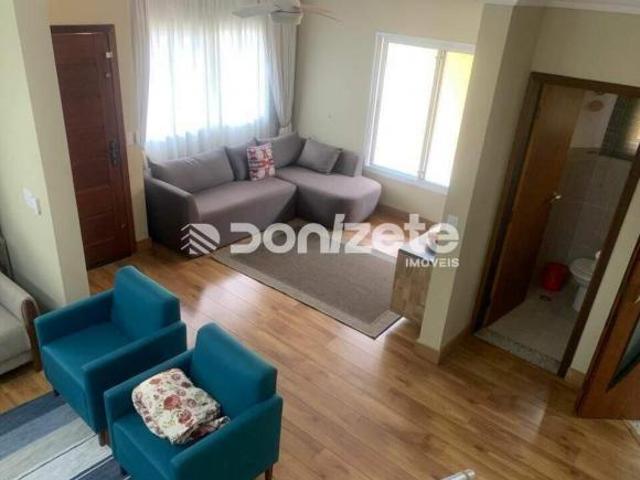 Sobrado Residencial com 3 Dormitórios e 1 Suíte no Campestre, Santo André