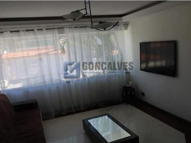 Sobrado Residencial com 3 Dormitórios e 2 Suítes em Jordanópolis, São Bernardo do Campo