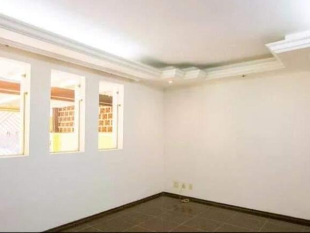 Sobrado Residencial com 3 Dormitórios em Vila Assunção, Santo André – Aluguel R$4.200