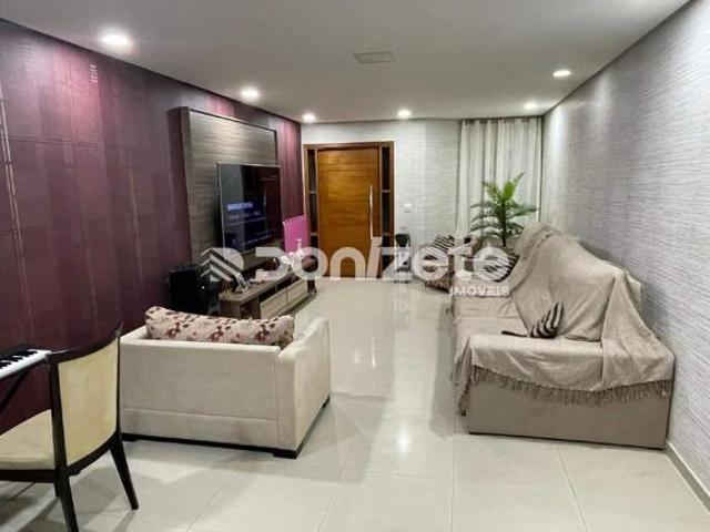 Sobrado Residencial com 3 Dormitórios, Vila Assunção – Aceita Financiamento