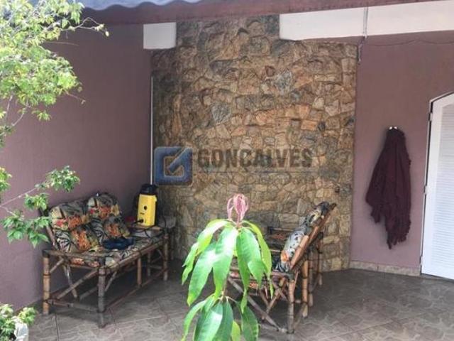 Sobrado Residencial com 3 Dormitórios 1 suíte e 2 Vagas em Jardim Nazareth, SBC