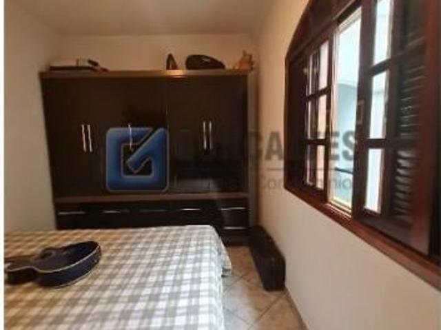 Sobrado Residencial com 3 Dormitórios, 1 Suíte e 3 Vagas em Baeta Neves, SBC