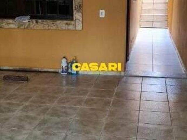 Sobrado Residencial com 3 Dormitórios 1 Suíte em Montanhão, SBCampo – Financiamento Aceito