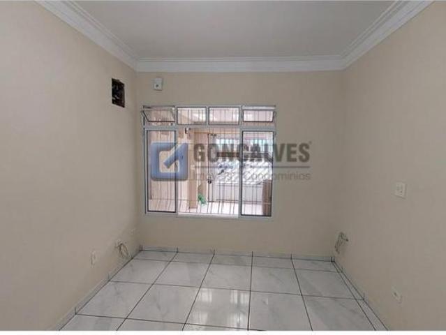 Sobrado Residencial com 3 Dormitórios, 2 Vagas à Venda – Vila Euclides, SBC