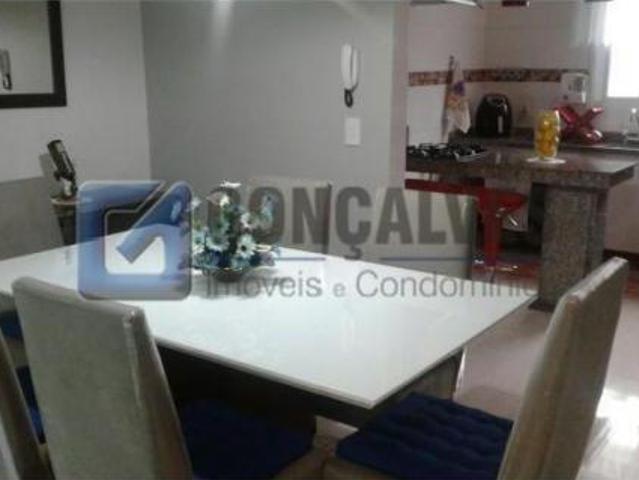 Sobrado Residencial com 3 Quartos, 3 Vagas – Jardim Utinga, Santo André