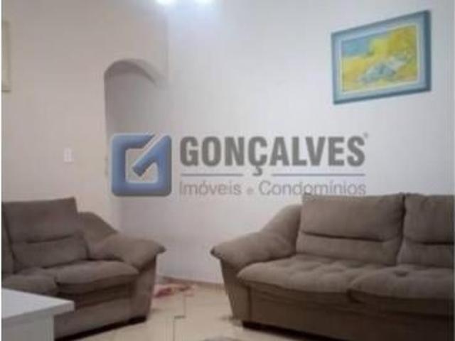 Sobrado Residencial com 3 Quartos 1 suíte e 2 Vagas no Montanhão, SBC – Venda R$ 800.000