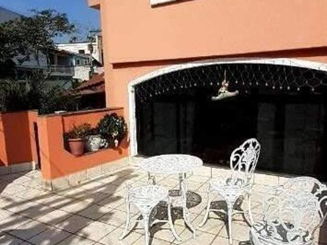 Sobrado Residencial com 3 Quartos 1 Suíte em Jardim Stella, Santo André – Financia