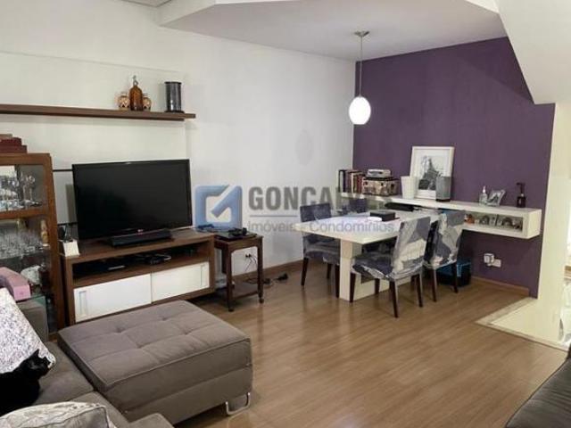 Sobrado Residencial com 3 Quartos, 2 Suítes e 3 Vagas em Vila Euro, São Bernardo do Campo – R$ 950.0
