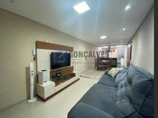 Sobrado Residencial com 3 Quartos 2 Suítes na Vila Scarpelli, Santo André