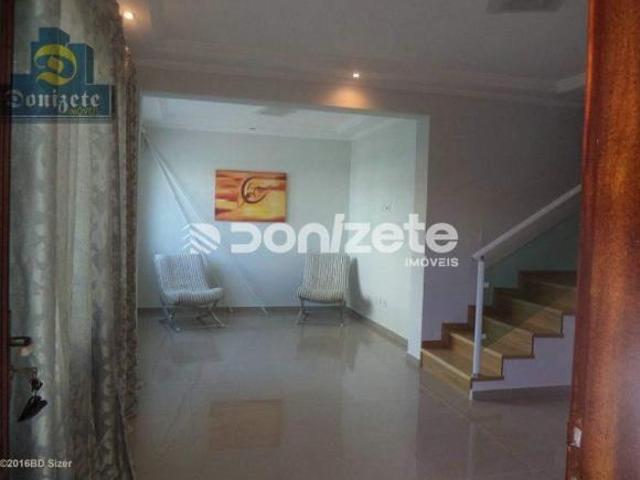 Sobrado Residencial com 3 Quartos, 5 Vagas e Financiamento na Vila Guiomar, Santo André