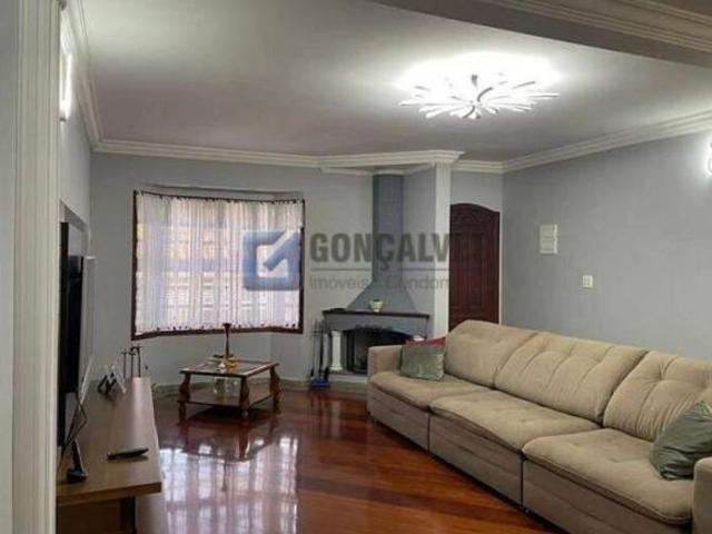 Sobrado Residencial com 3 Quartos e 4 Vagas em Nova Petrópolis, São Bernardo do Campo