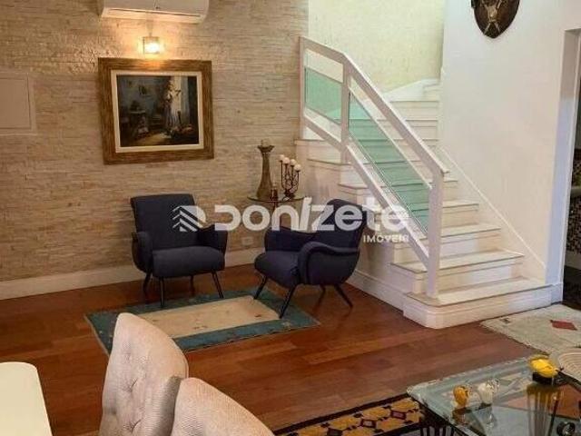 Sobrado Residencial com 3 Quartos em Jardim Bela Vista, Santo André – Financia e Aceita Permuta