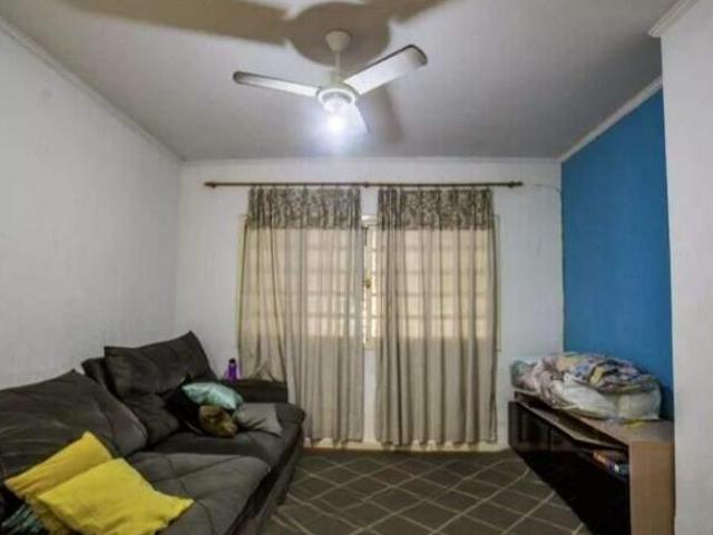 Sobrado Residencial com 3 Quartos em Vila Scarpelli, Santo André – 2 Vagas e 153 m²