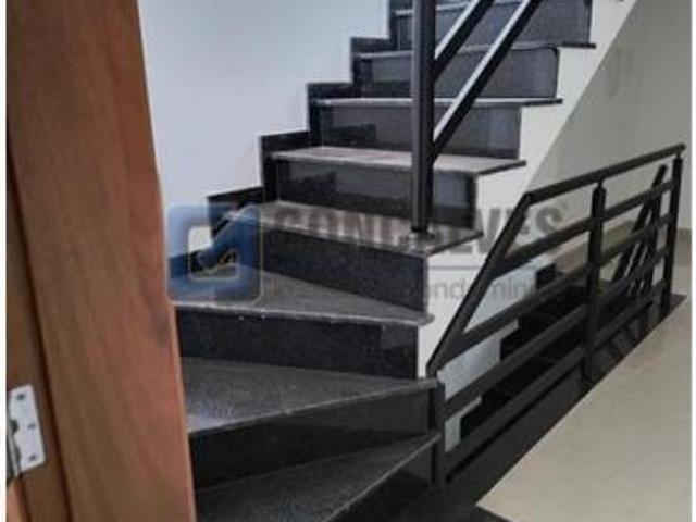 Sobrado Residencial com 3 Quartos, Espaço Gourmet e 2 Vagas em Vila Eldízia, Santo André