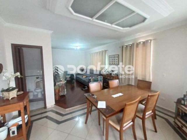 Sobrado Residencial com 3 Quartos no Vila Bastos, Santo André – Aceita Financiamento e Permuta